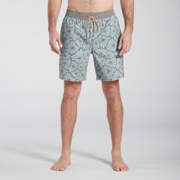 Howler Brothers | Swim | Howler Bros Deep Set Coralhead Seaspray ...
